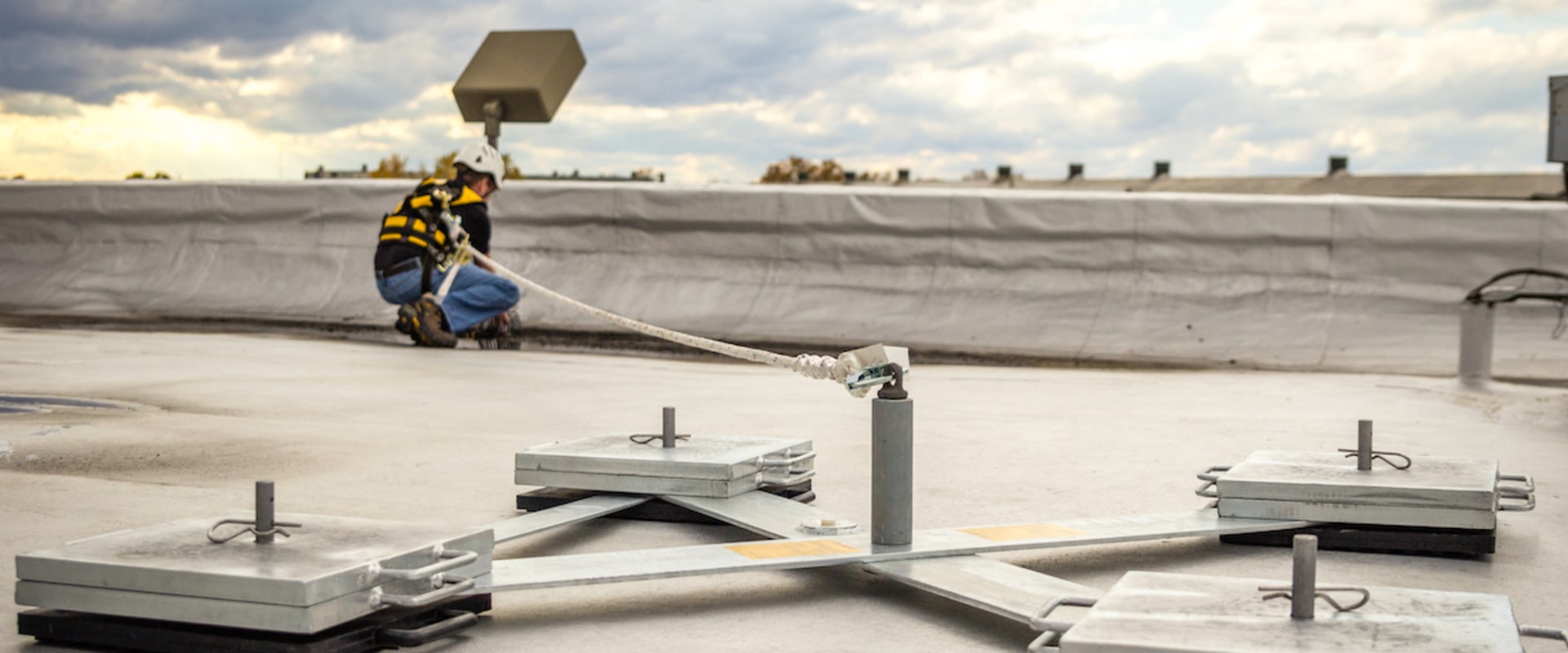 Working Safely at Heights: A Guide to Safe Work Practices